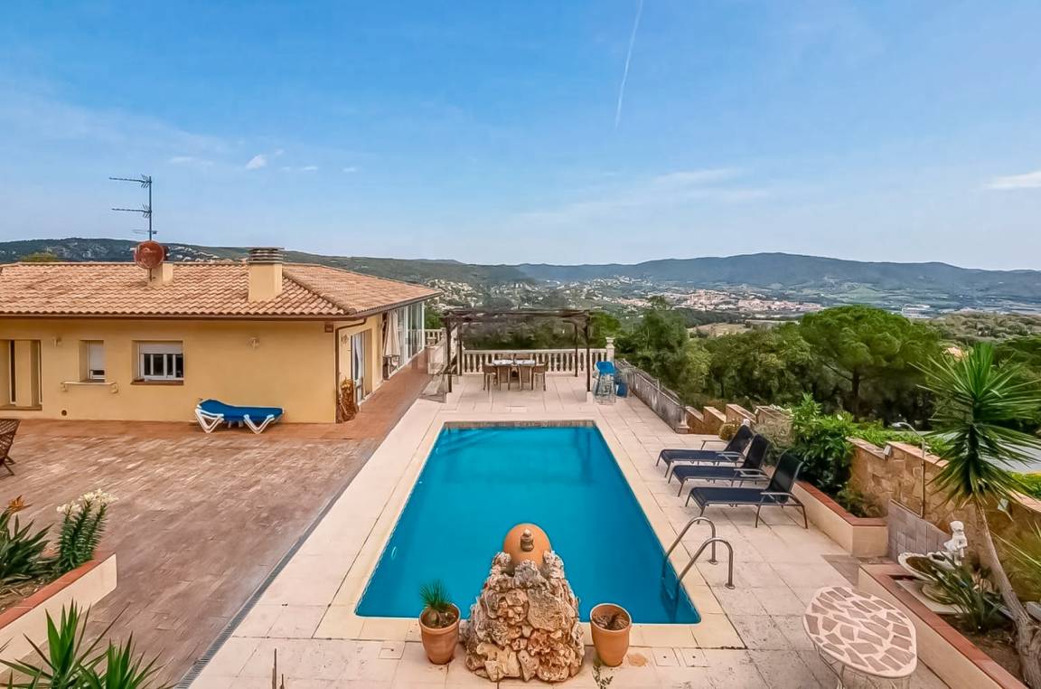 150 M² Villa ∙ 3 Chambres ∙ 6 Personnes - Platja d'Aro