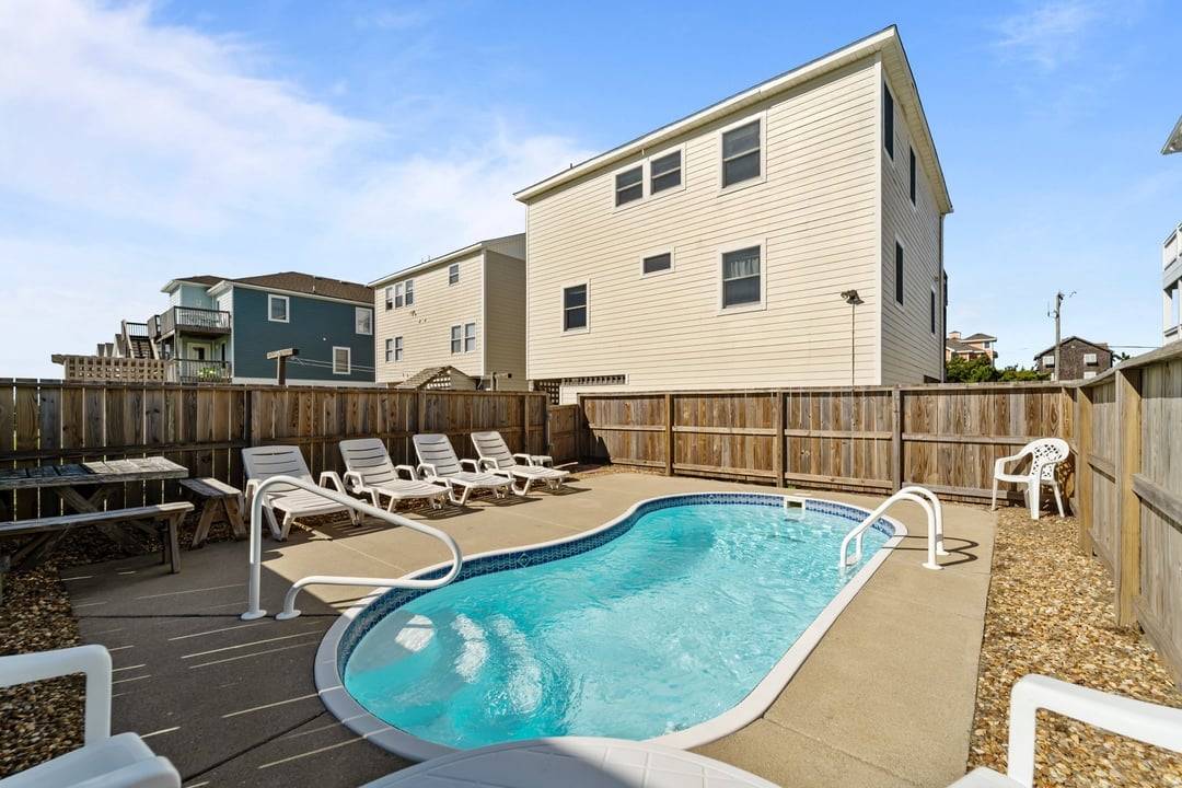 House ∙ 4 Bedrooms ∙ 10 Guests - Nags Head, NC
