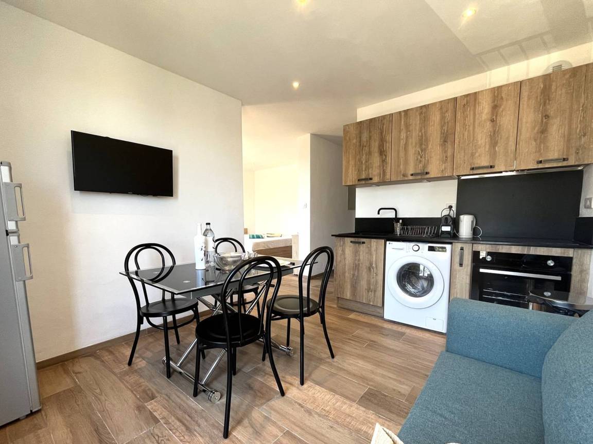 28 M² Estudio ∙ 1 Habitación ∙ 2 Huéspedes - Bastia