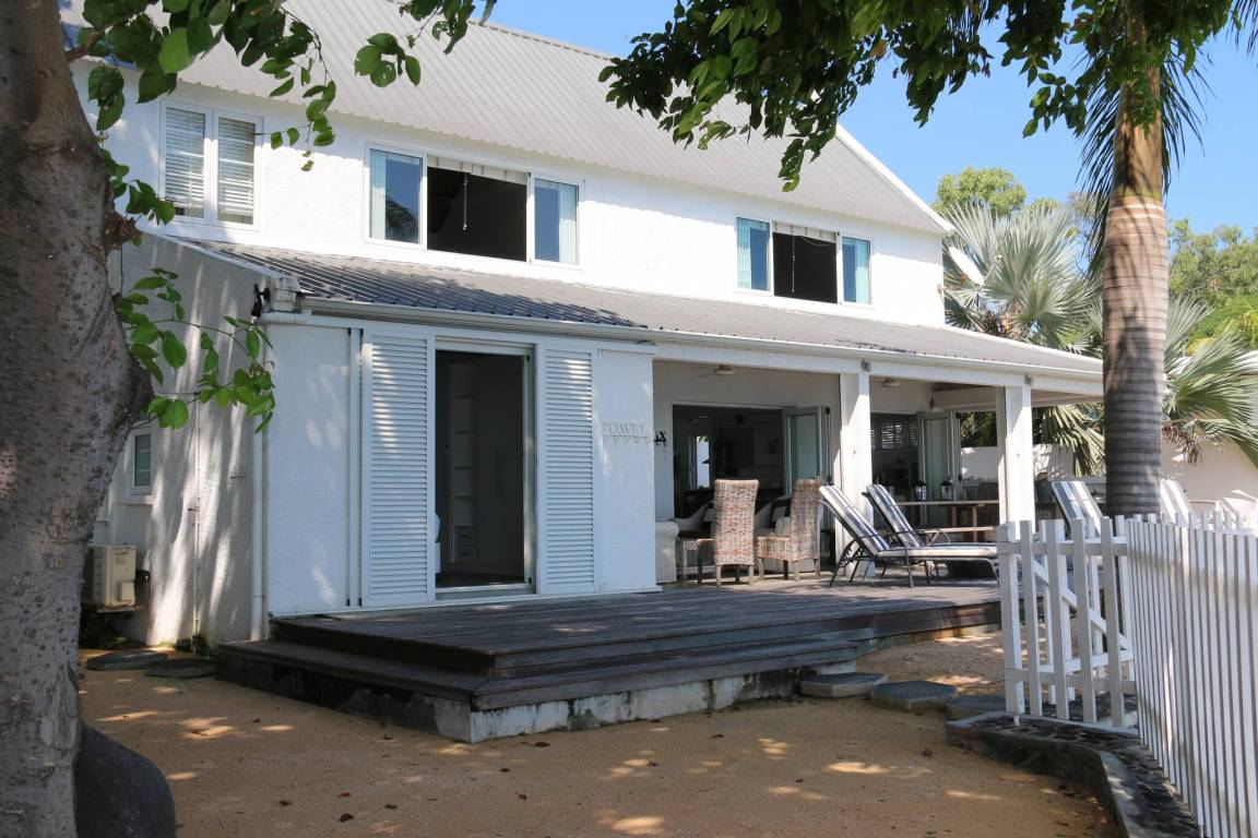150 M² Villa ∙ 5 Bedrooms ∙ 10 Guests - Mauritius