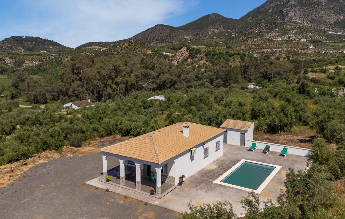130 M² House ∙ 3 Bedrooms ∙ 7 Guests - Zahara de la Sierra