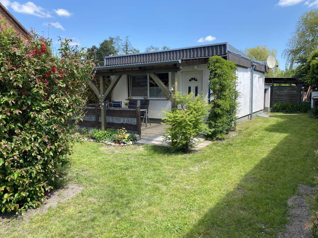 40 M² Bungalow ∙ 1 Schlafzimmer ∙ 4 Gäste - Mecklenburgische Seenplatte