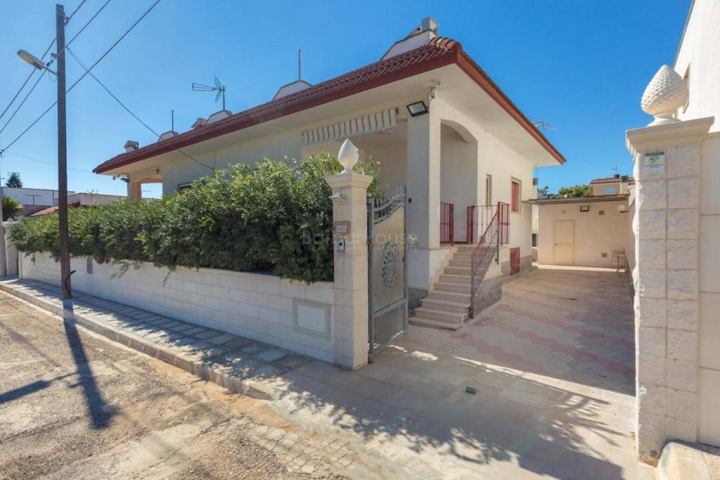 120 M² House ∙ 2 Bedrooms ∙ 6 Guests - Manduria