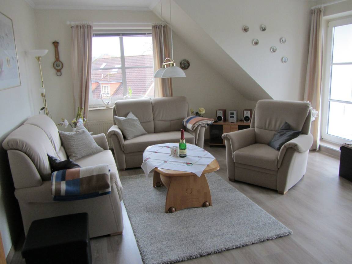 70 M² Ferienwohnung ∙ 2 Schlafzimmer ∙ 4 Gäste - Bad Zwischenahn