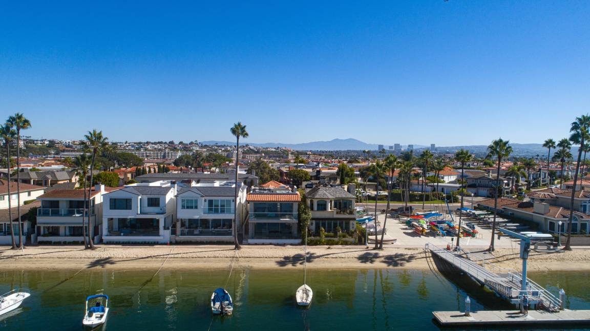 274 M² House ∙ 3 Bedrooms ∙ 6 Guests - Newport Beach, CA