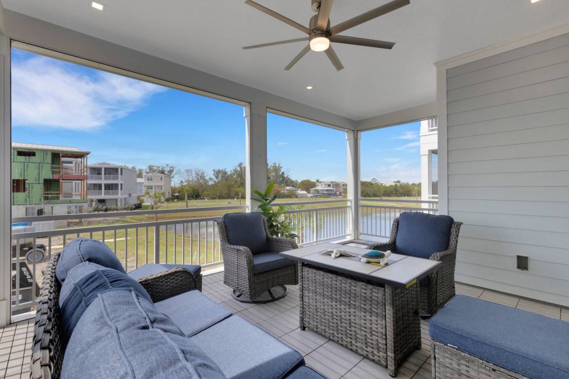 156 M² House ∙ 3 Bedrooms ∙ 8 Guests - Cortez, FL
