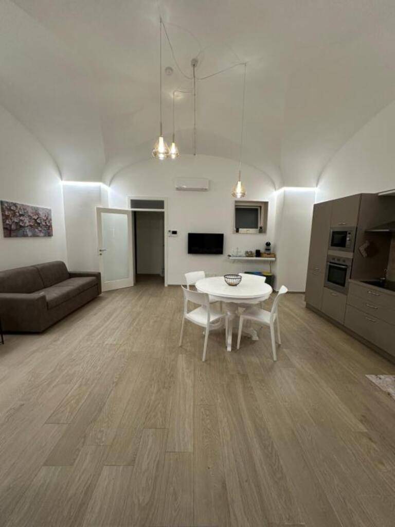 75 M² Appartamento Vacanza ∙ 1 Camera Da Letto ∙ 4 Ospiti - Galatina