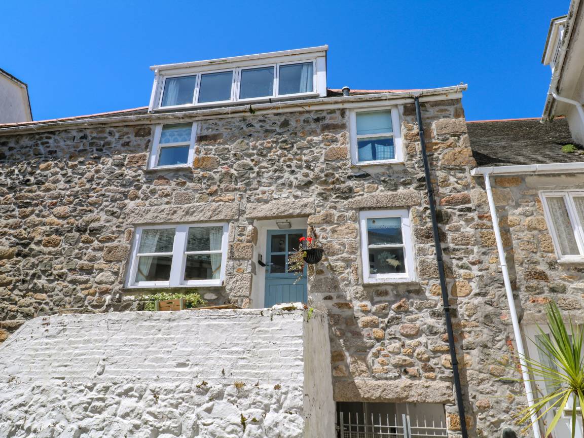 Cottage ∙ 3 Bedrooms ∙ 6 Guests - St Ives