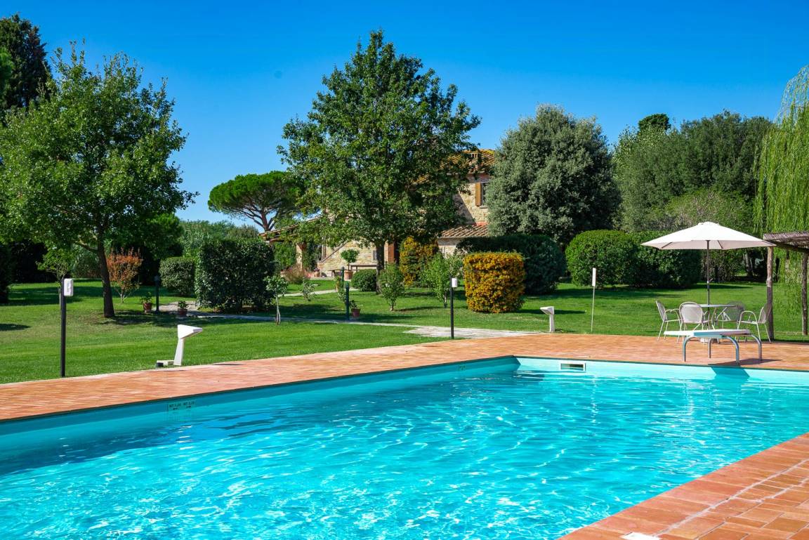 450 M² Casa ∙ 7 Habitaciones ∙ 15 Huéspedes - Arezzo