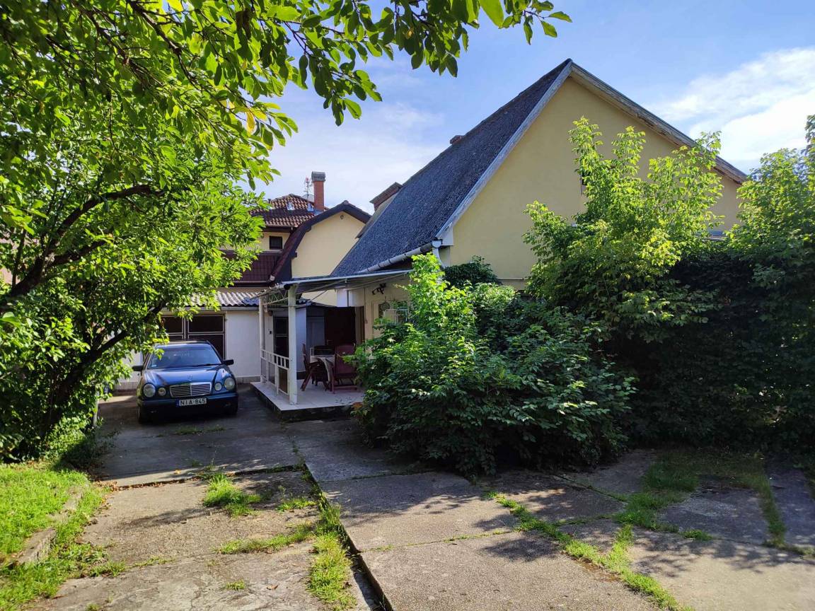 70 M² Ferienhaus ∙ 2 Schlafzimmer ∙ 5 Gäste - Siófok