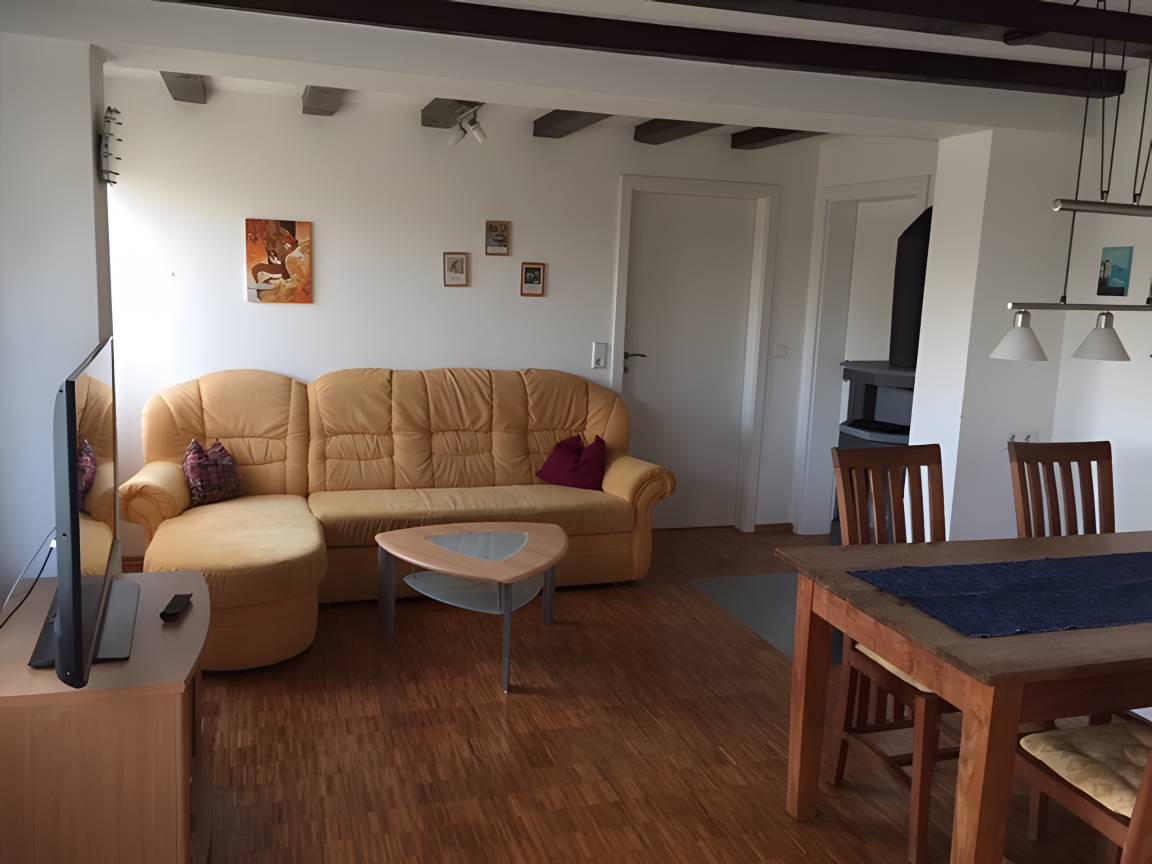 66 M² Apartment ∙ 2 Bedrooms ∙ 4 Guests - Überlingen