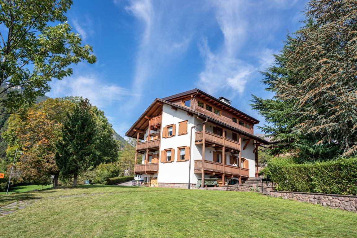 90 M² Ferienhaus ∙ 2 Schlafzimmer ∙ 6 Gäste - Tesero