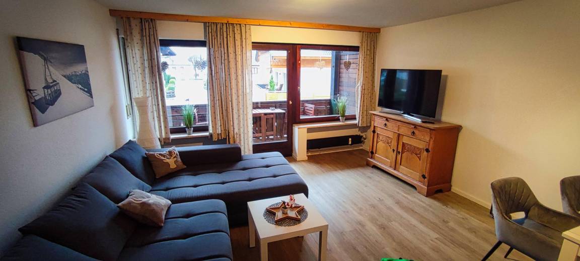 75 M² Ferienwohnung ∙ 1 Schlafzimmer ∙ 4 Gäste - Bolsterlang