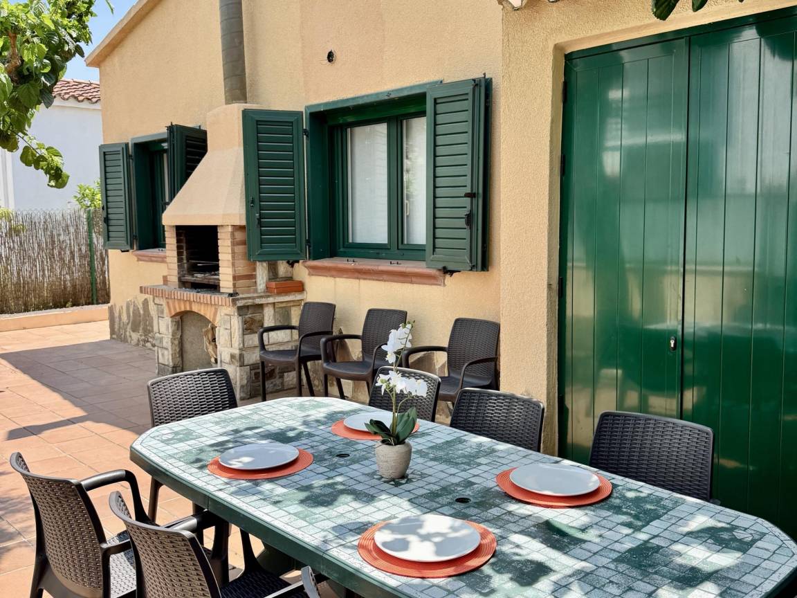 130 M² Villa ∙ 4 Makuuhuonetta ∙ 11 Vierasta - Cambrils