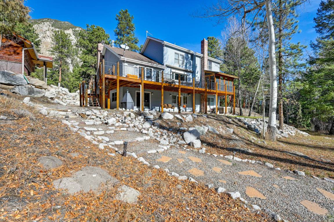 390 M² House ∙ 5 Bedrooms ∙ 14 Guests - Browns Lake, Nathrop