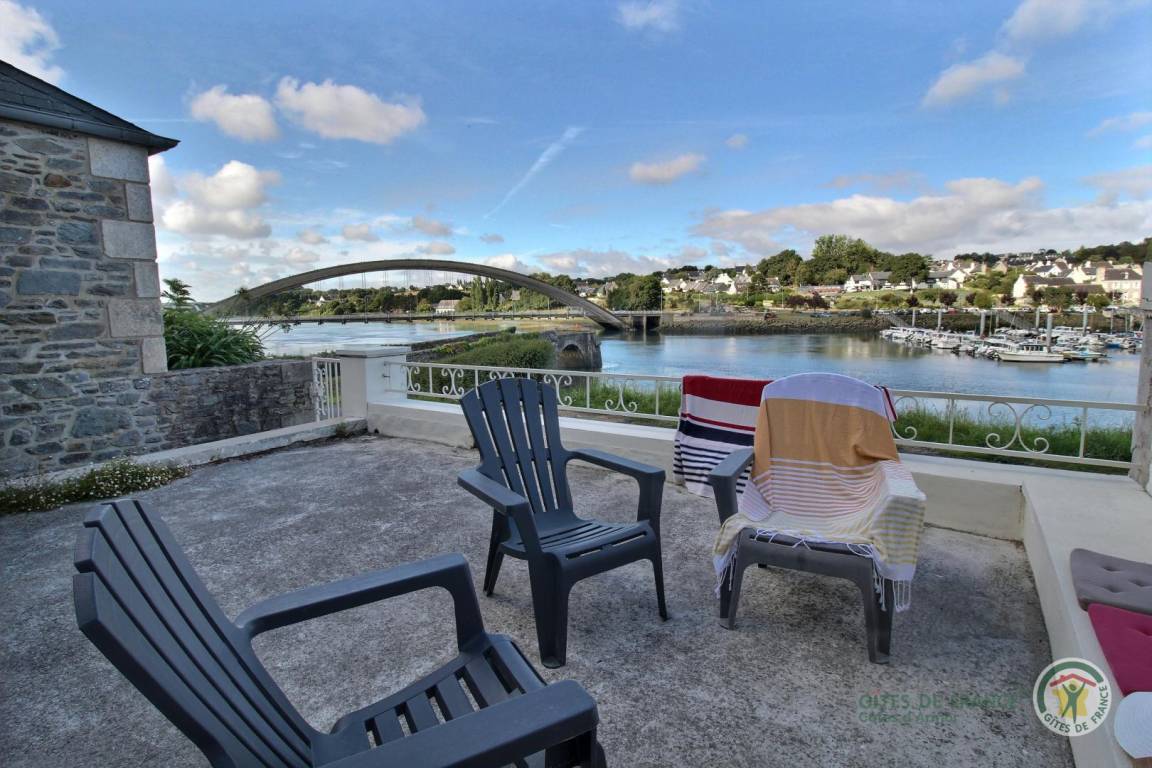 76 M² Gîte ∙ 2 Chambres ∙ 4 Personnes - Tréguier