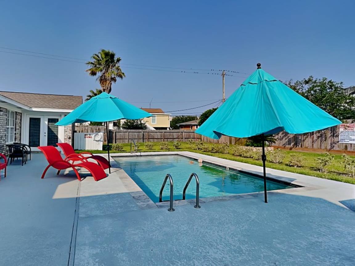 369 M² House ∙ 6 Bedrooms ∙ 24 Guests - Galveston, TX
