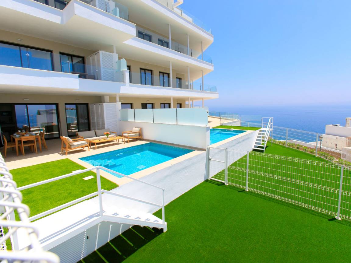 99 M² Appartement ∙ 1 Chambre ∙ 4 Personnes - Torrox