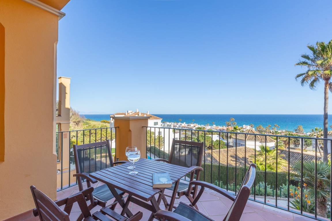 70 M² Apartment ∙ 3 Bedrooms ∙ 6 Guests - Sotogrande