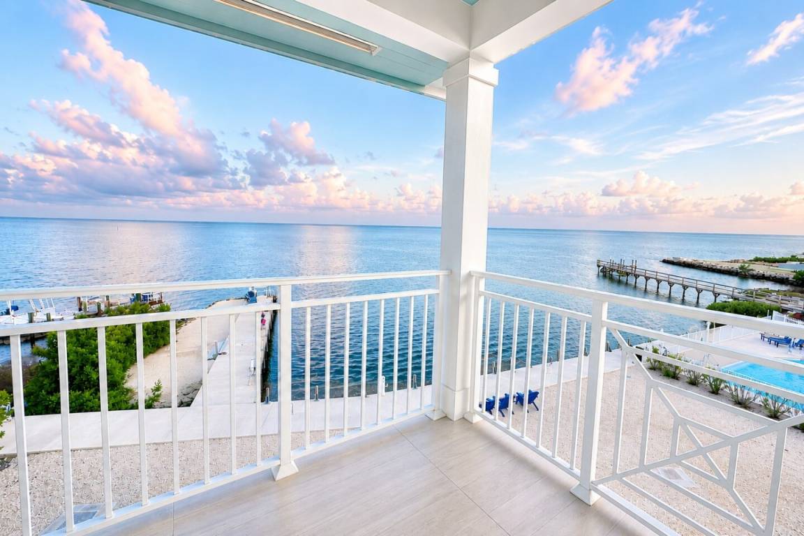 186 M² House ∙ 3 Bedrooms ∙ 8 Guests - Islamorada, FL
