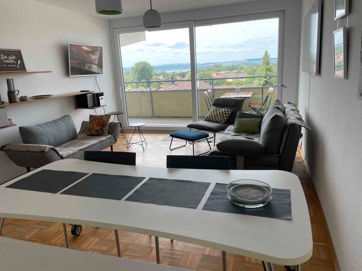 76 M² Appartement ∙ 2 Slaapkamers ∙ 5 Gasten - Überlingen