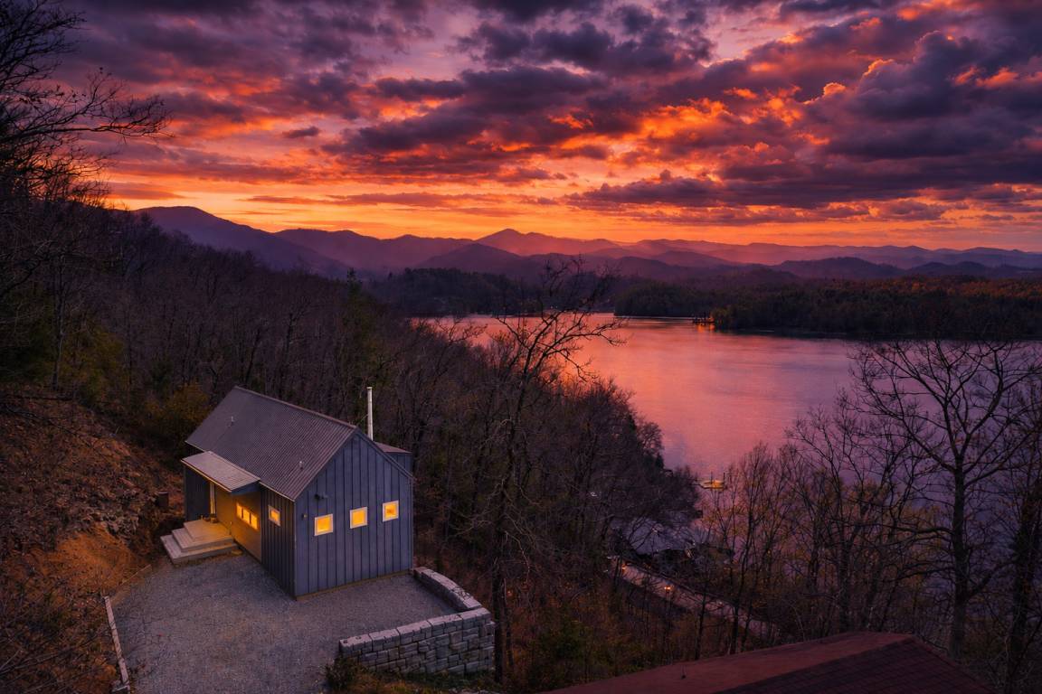 House ∙ 4 Bedrooms ∙ 8 Guests - Lake Santeetlah
