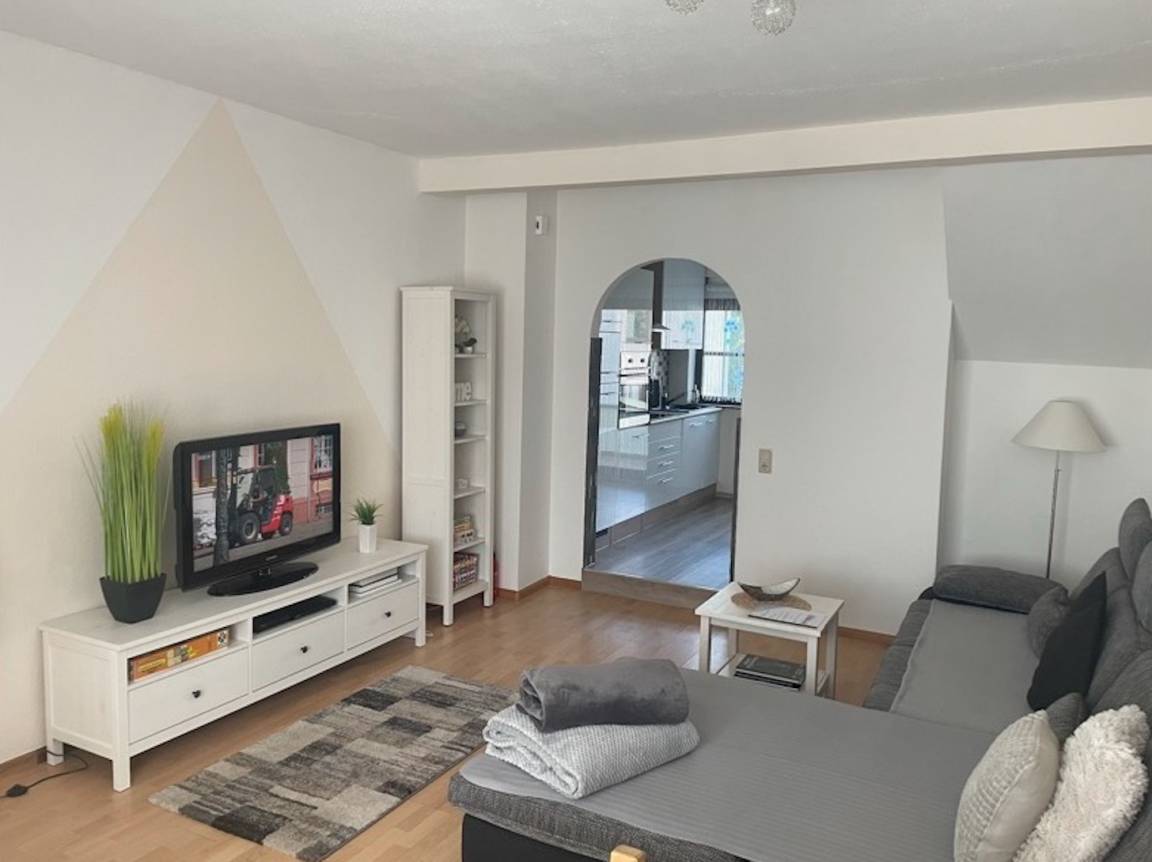 75 M² Ferienwohnung ∙ 1 Schlafzimmer ∙ 2 Gäste - Losheim am See