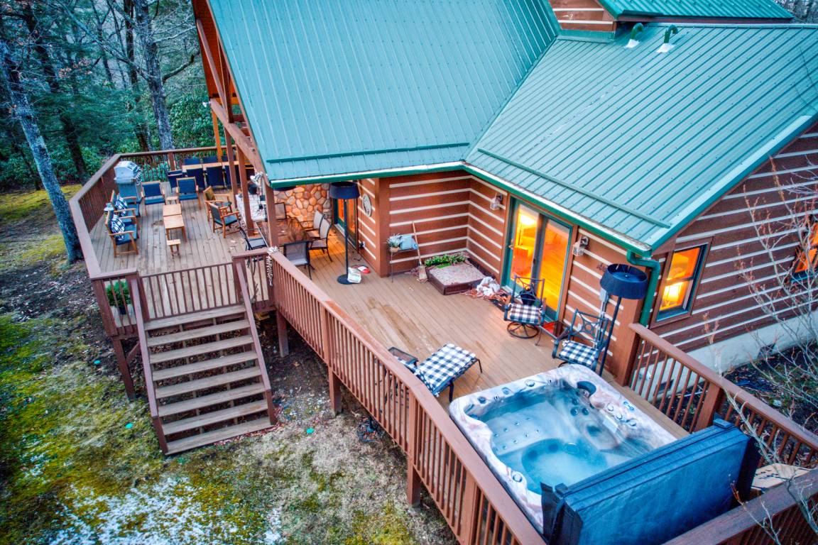 House ∙ 3 Bedrooms ∙ 9 Guests - Blowing Rock, NC