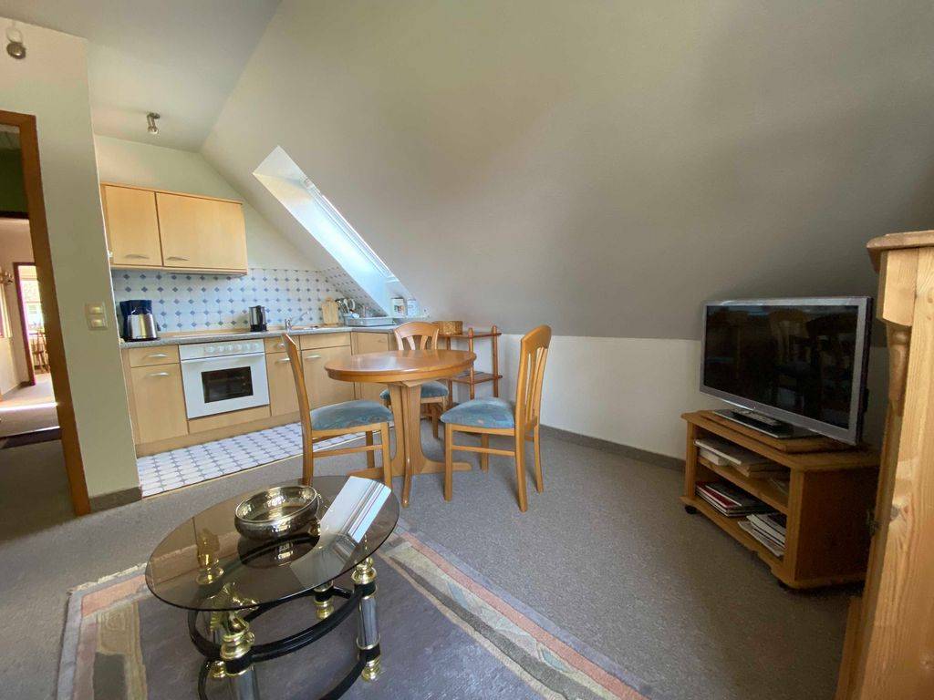 40 M² Apartament ∙ 1 Sypialnia ∙ 2 Gości - List
