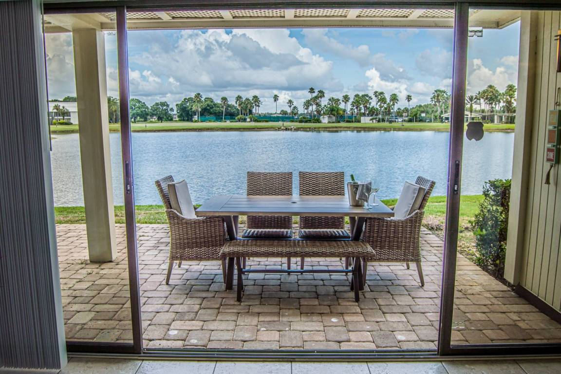 141 M² Apartamento ∙ 3 Habitaciones ∙ 6 Huéspedes - Wesley Chapel, FL