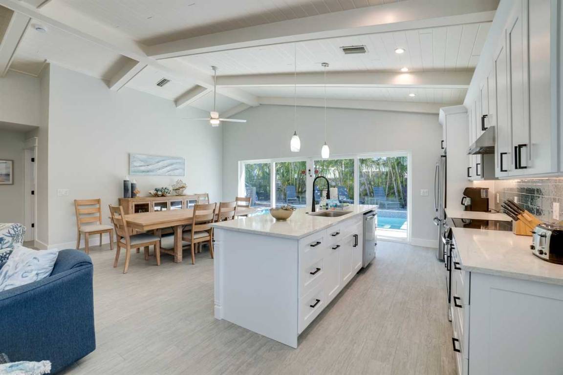 151 M² House ∙ 4 Bedrooms ∙ 8 Guests - Anna Maria, FL