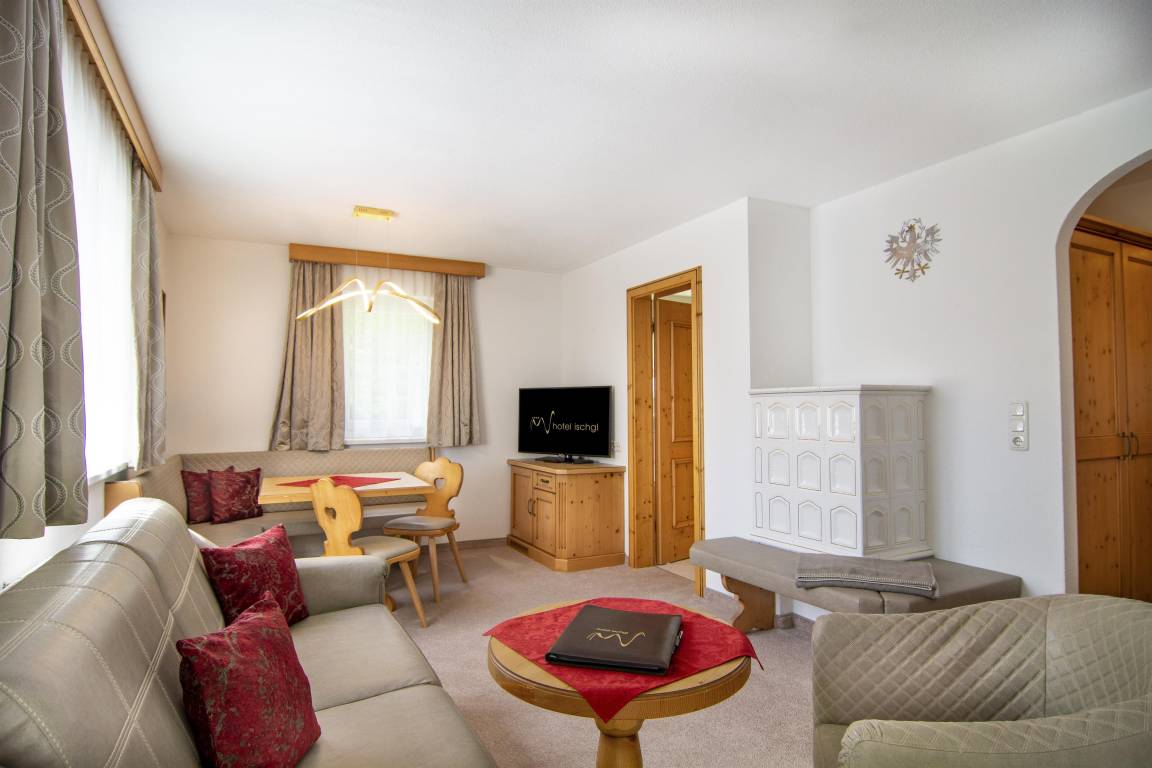 38 M² Hotel ∙ 1 Bedroom ∙ 3 Guests - Ischgl