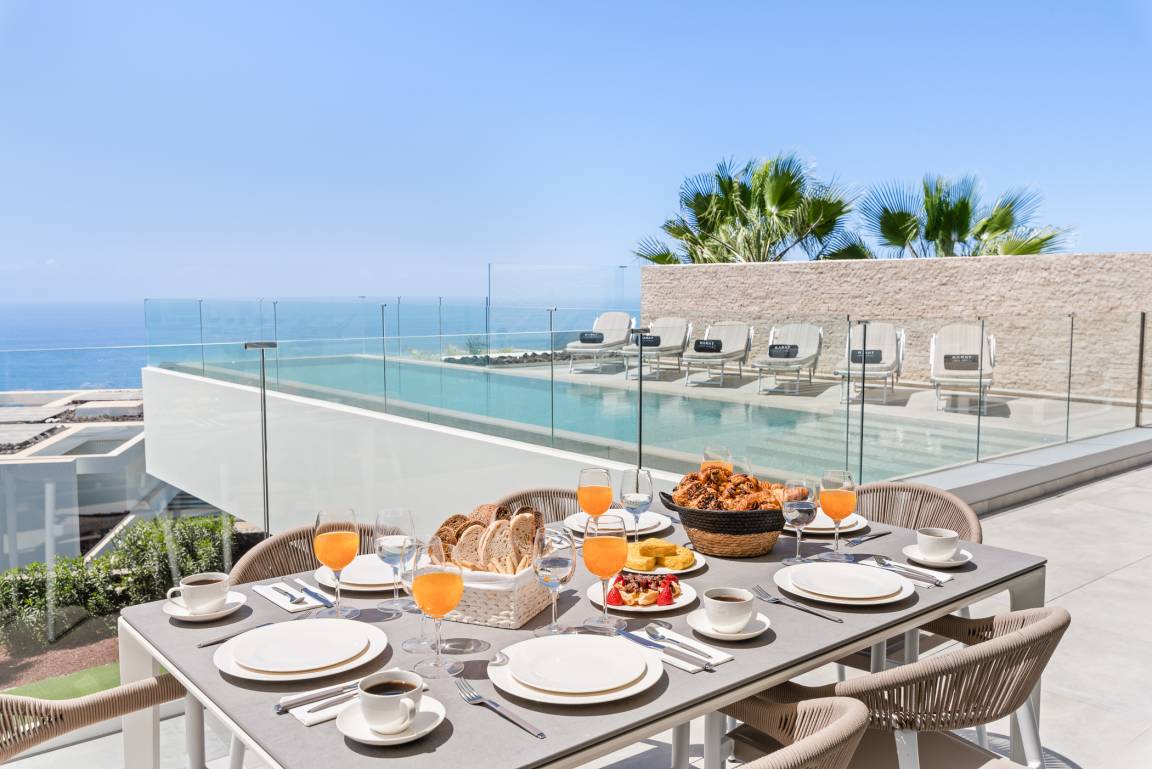 458 M² Villa ∙ 4 Bedrooms ∙ 8 Guests - La Gomera