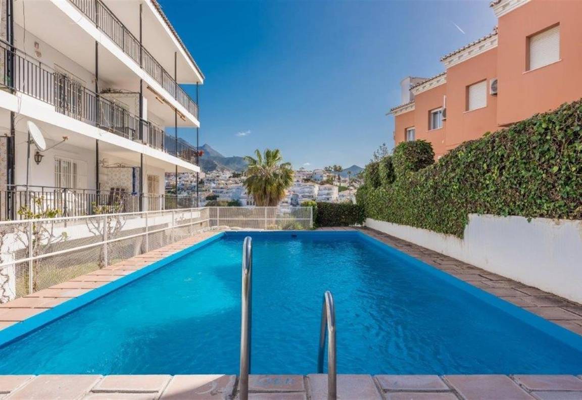 80 M² Appartement ∙ 2 Chambres ∙ 6 Personnes - Nerja