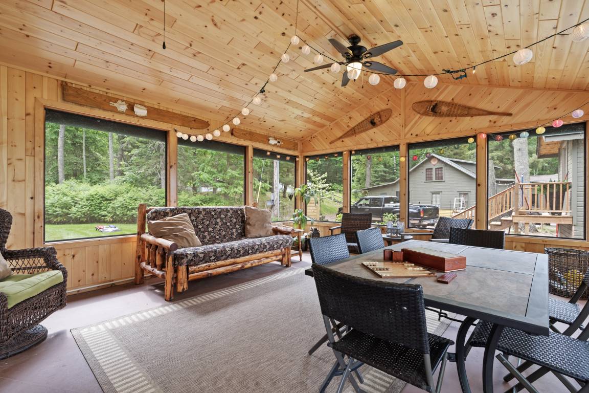 181 M² Cabin ∙ 3 Bedrooms ∙ 9 Guests - Nisswa, MN