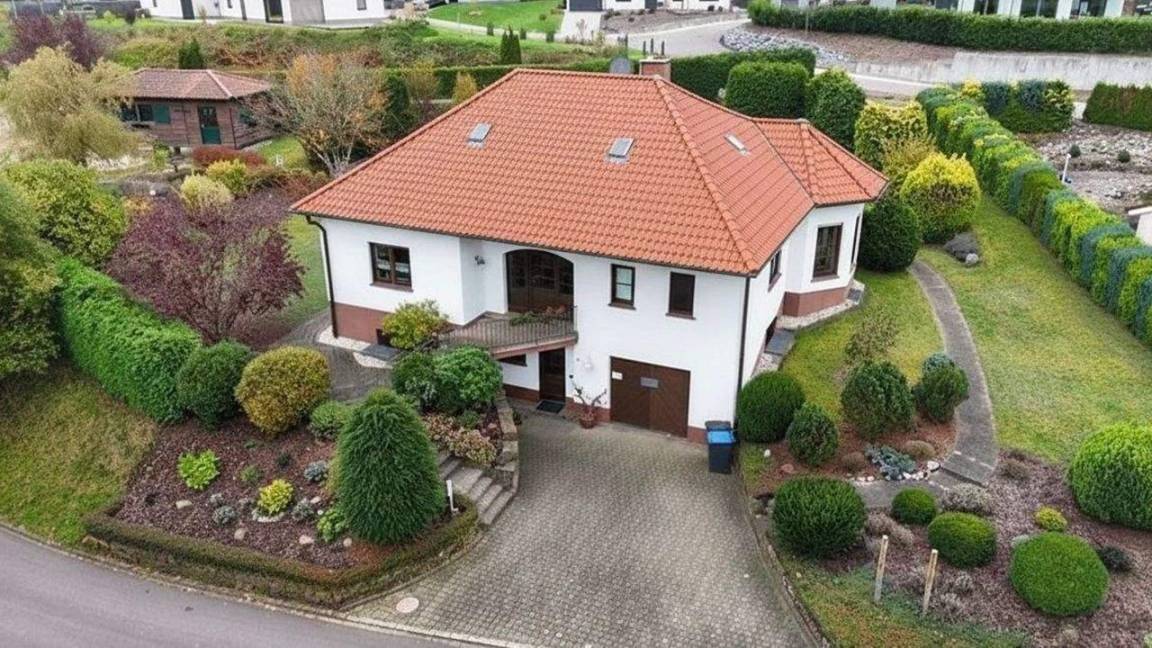 226 M² Ferienhaus ∙ 4 Schlafzimmer ∙ 10 Gäste - Saarburg