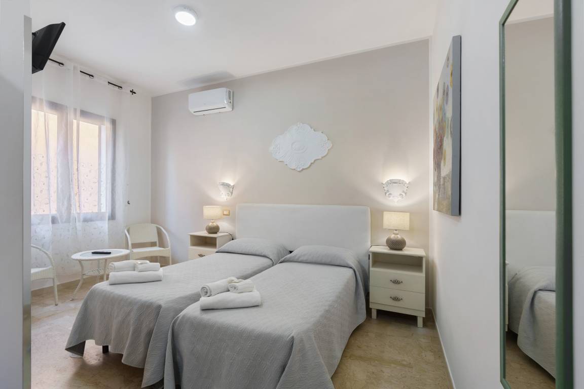 16 M² Camera Privata ∙ 1 Camera Da Letto ∙ 2 Ospiti - Castelvetrano