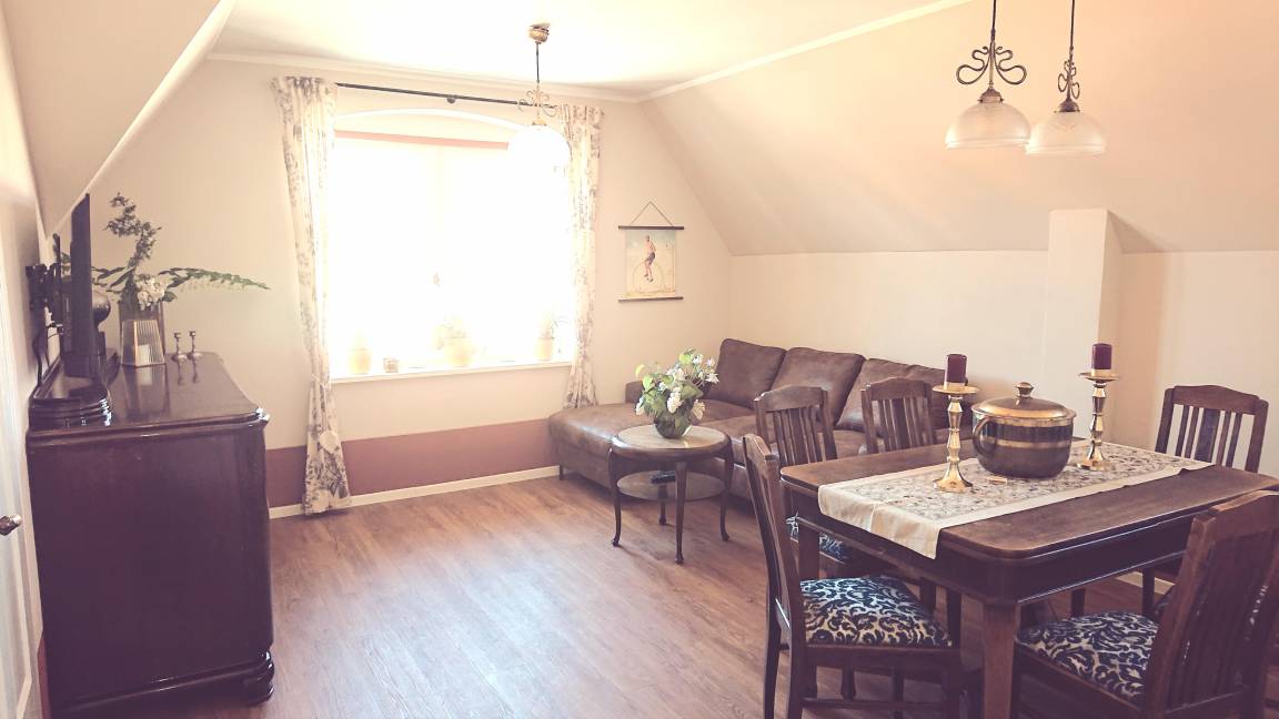 62 M² Ferienwohnung ∙ 2 Schlafzimmer ∙ 6 Gäste - Mittweida