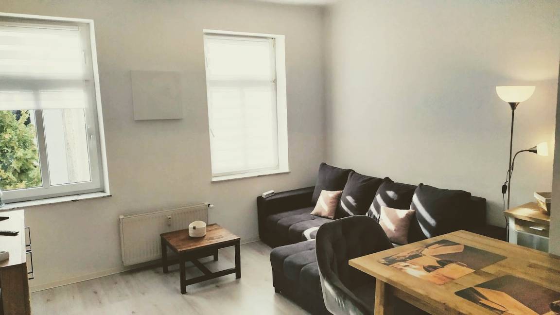 39 M² Ferienwohnung ∙ 1 Schlafzimmer ∙ 2 Gäste - Eschweiler