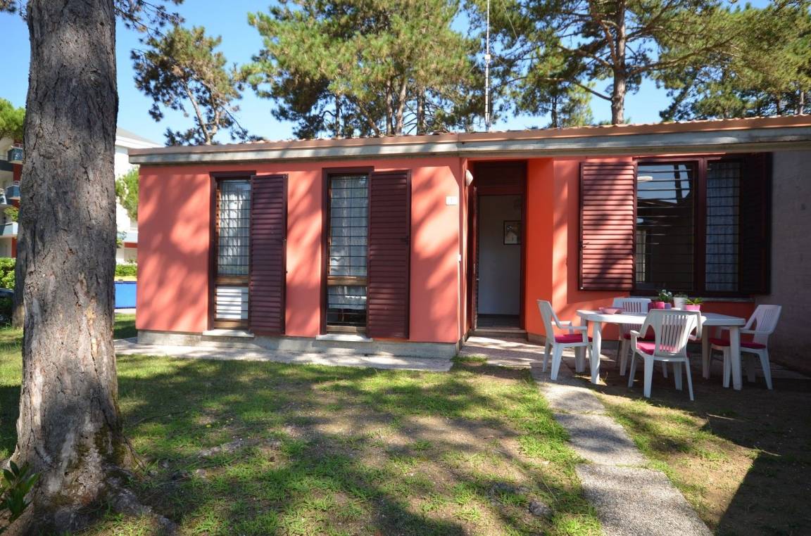 65 M² Villa ∙ 4 Bedrooms ∙ 8 Guests - Lignano Sabbiadoro