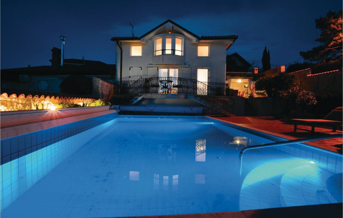 148 M² Ferienhaus ∙ 3 Schlafzimmer ∙ 8 Gäste - Portorož