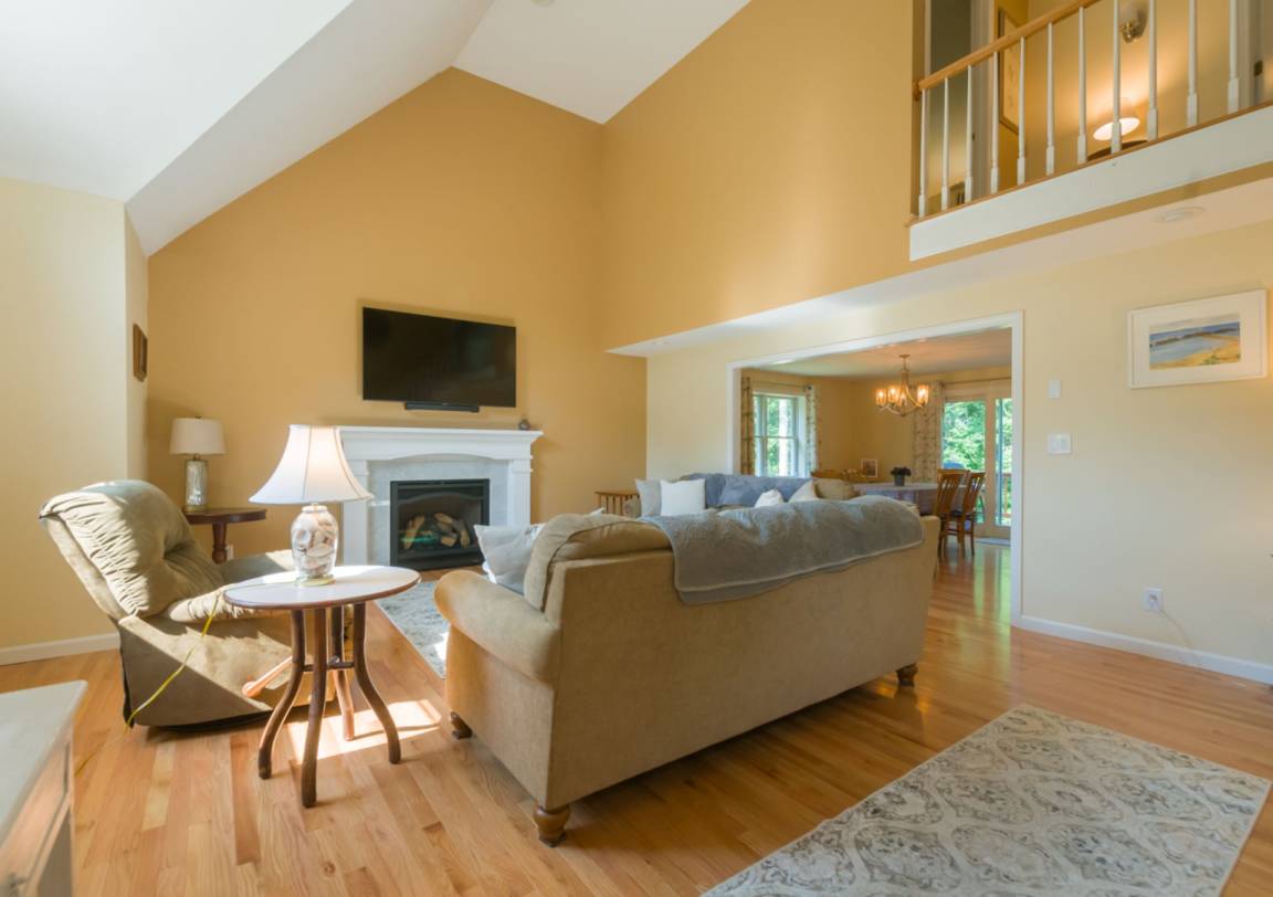 168 M² House ∙ 3 Bedrooms ∙ 5 Guests - Massachusetts