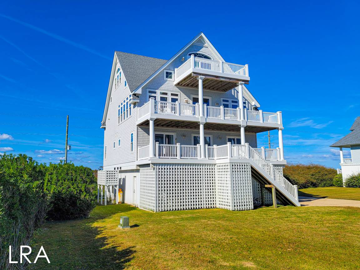 362 M² House ∙ 6 Bedrooms ∙ 20 Guests - North Topsail Beach, NC