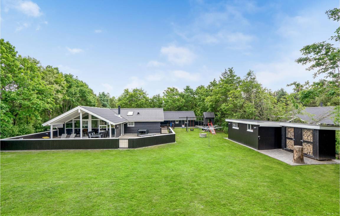 106 M² Ferienhaus ∙ 4 Schlafzimmer ∙ 10 Gäste - Henne Kirkeby