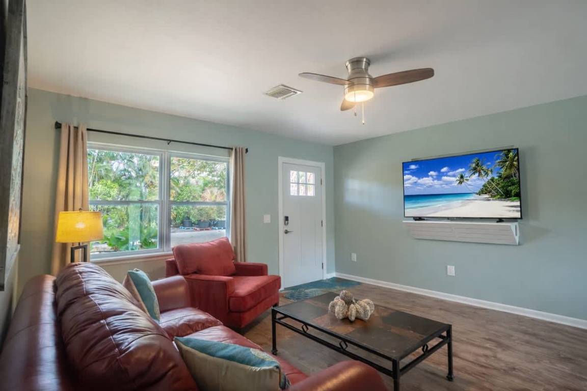 House ∙ 2 Bedrooms ∙ 5 Guests - Fort Myers, FL