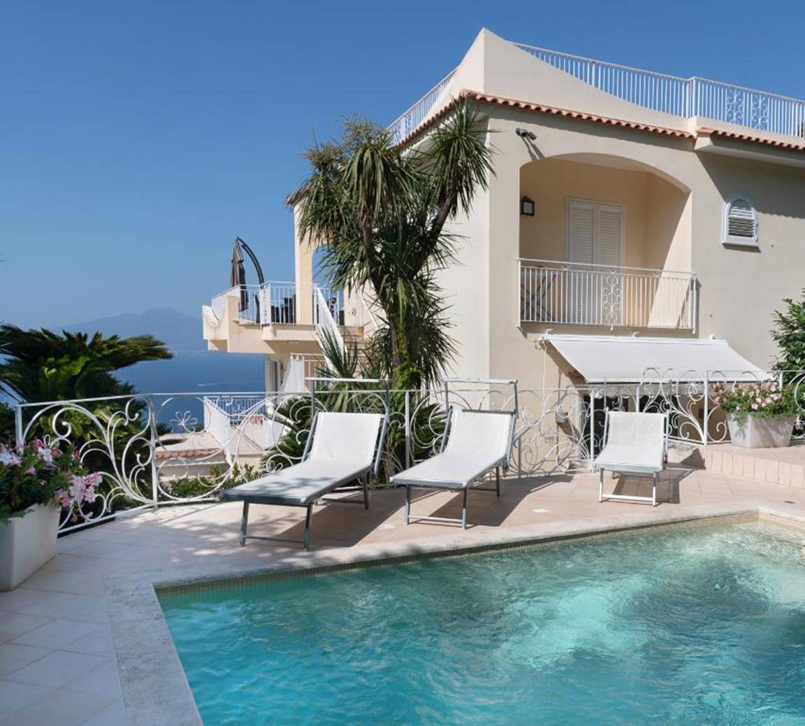 286 M² Villa ∙ 5 Schlafzimmer ∙ 10 Gäste - Sorrent