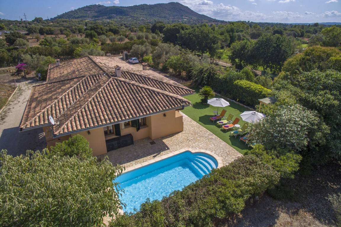 190 M² Villa ∙ 4 Bedrooms ∙ 6 Guests - Inca