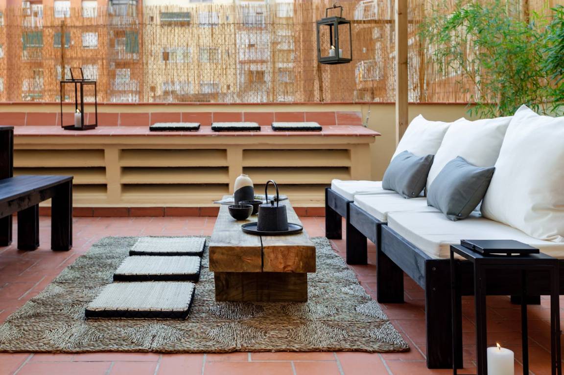 90 M² Apartment ∙ 2 Bedrooms ∙ 4 Guests - Barcelona