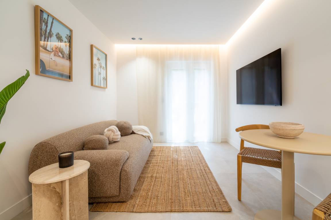 32 M² Lägenhet ∙ 1 Sovrum ∙ 2 Gäster - Èze