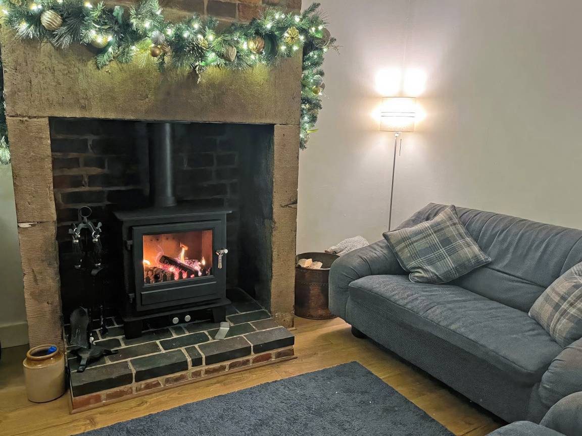 Cottage ∙ 3 Bedrooms ∙ 5 Guests - Staffordshire